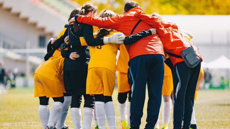 The Role of CPR in Sports: Safeguarding Athletes' Lives
